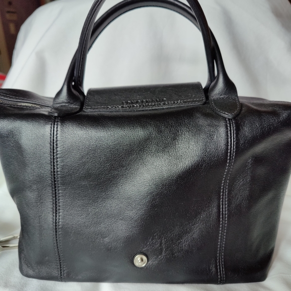 Longchamp | Bags | Longchamp Le Pliage Cuir Black Leather Shoulder Bag ...